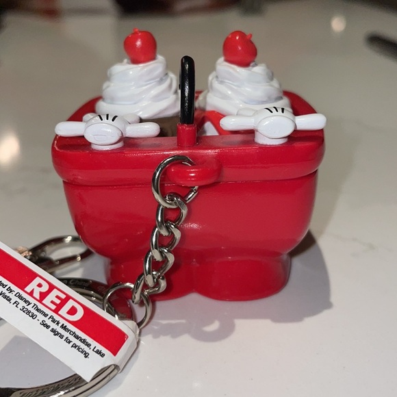 Disney | Accessories | Walt Disney Kitchen Sink Ice Cream Keychain New ...